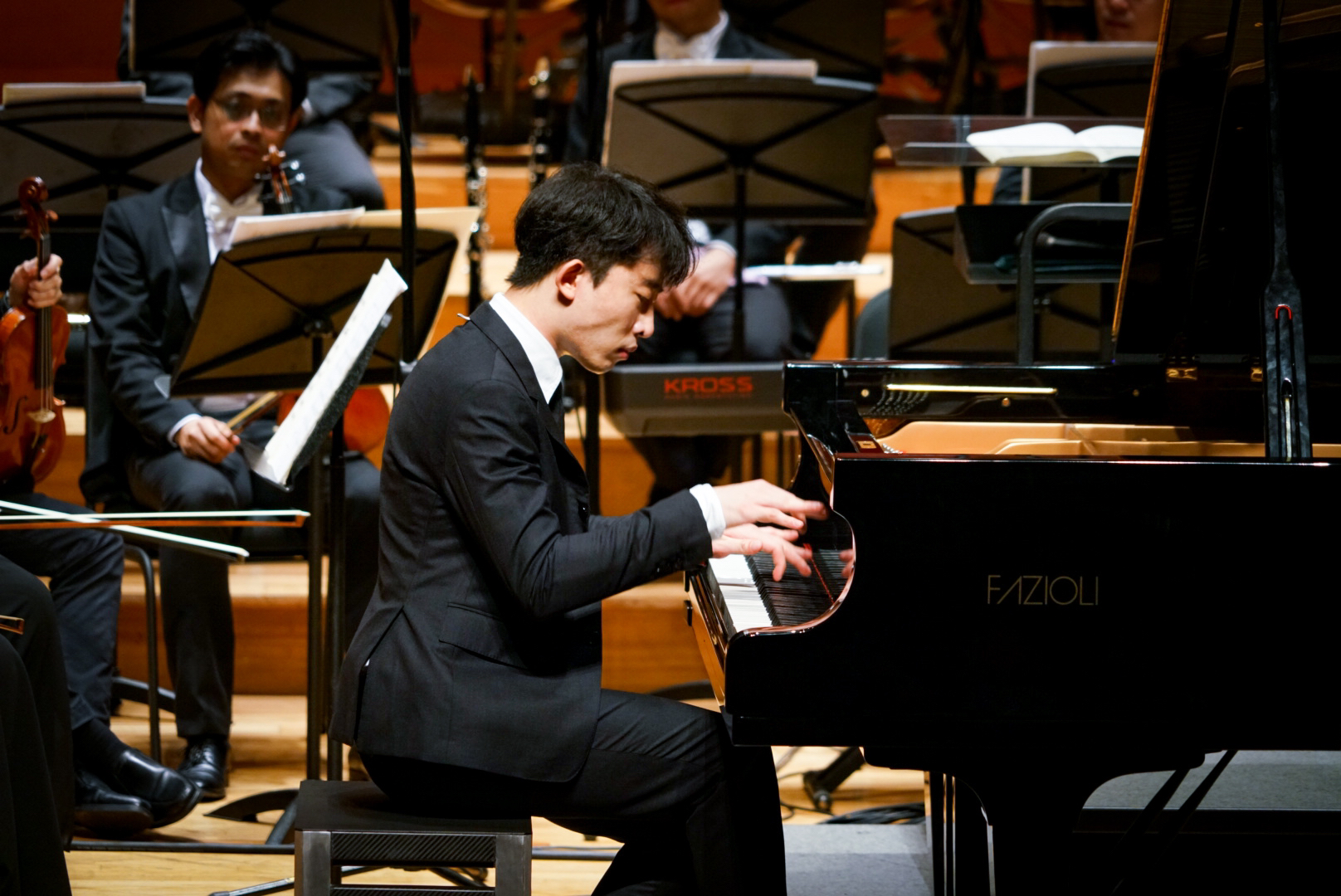 Ji Liu Mesmerizes Audiences with Beethoven's Piano Conc...