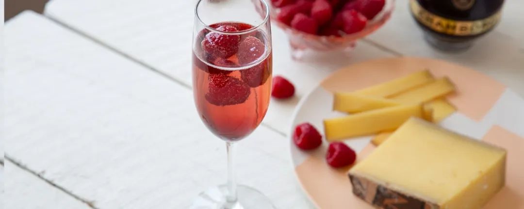 The “apéritif” tradition - Wine Culture